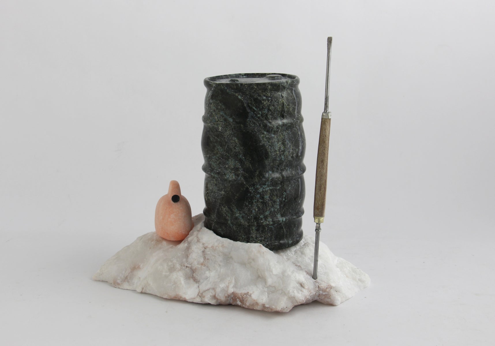 Featured Artist: Qaqaq (Kaka) Ashoona and Koomuatuk (Kuzy) Curley